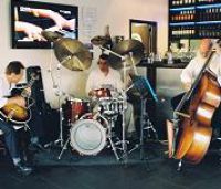 Frog And Wicket - Rotherwick, Hook - Upcoming Events & Tickets